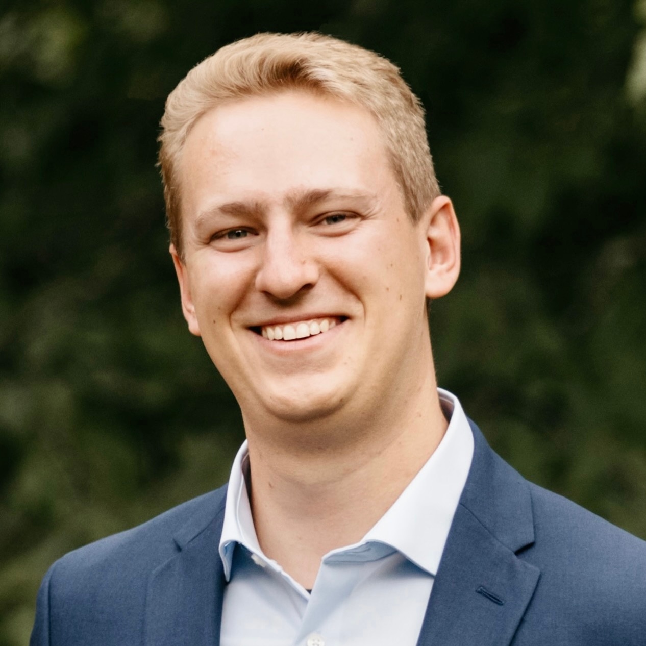 Financial Advisor AARON GOSE serving BELLEVUE, WASHINGTON | New York Life.